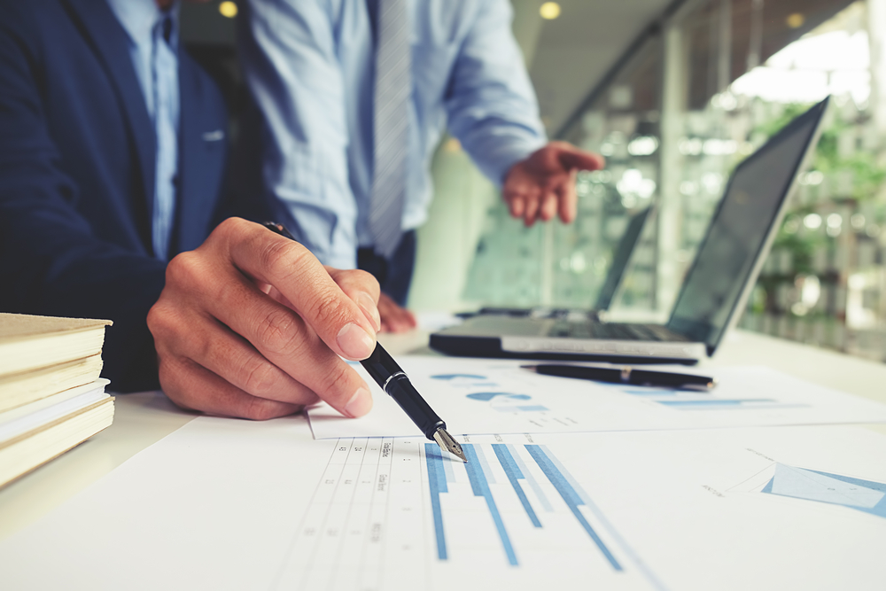 How to Deal With That One Difficult Research Analyst | ICR