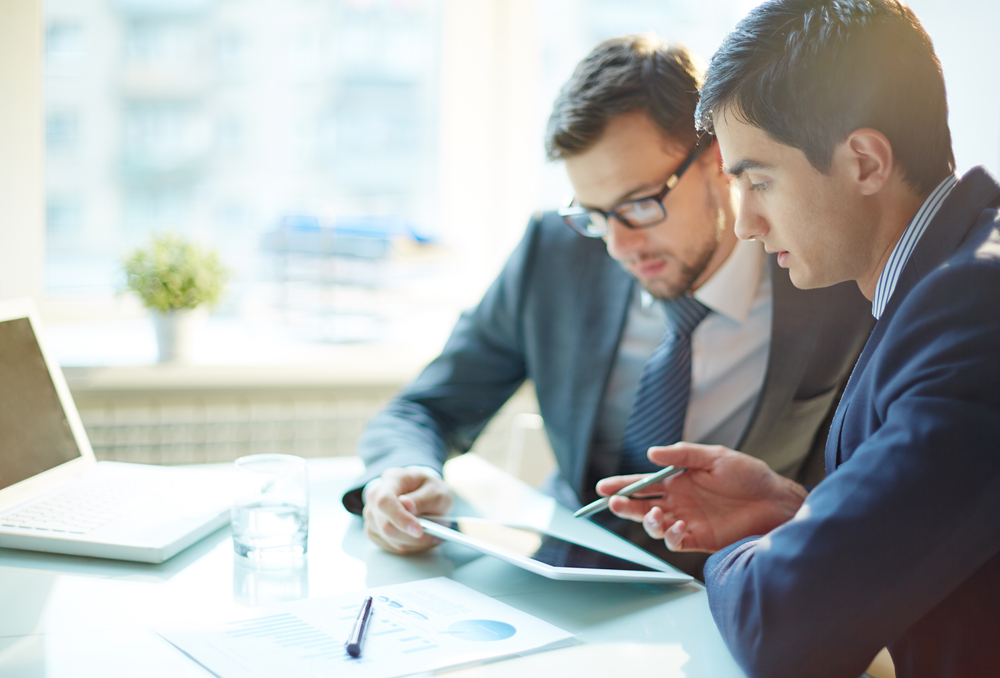 Investment Banks: Finding the Best Syndicate Group for You | ICR